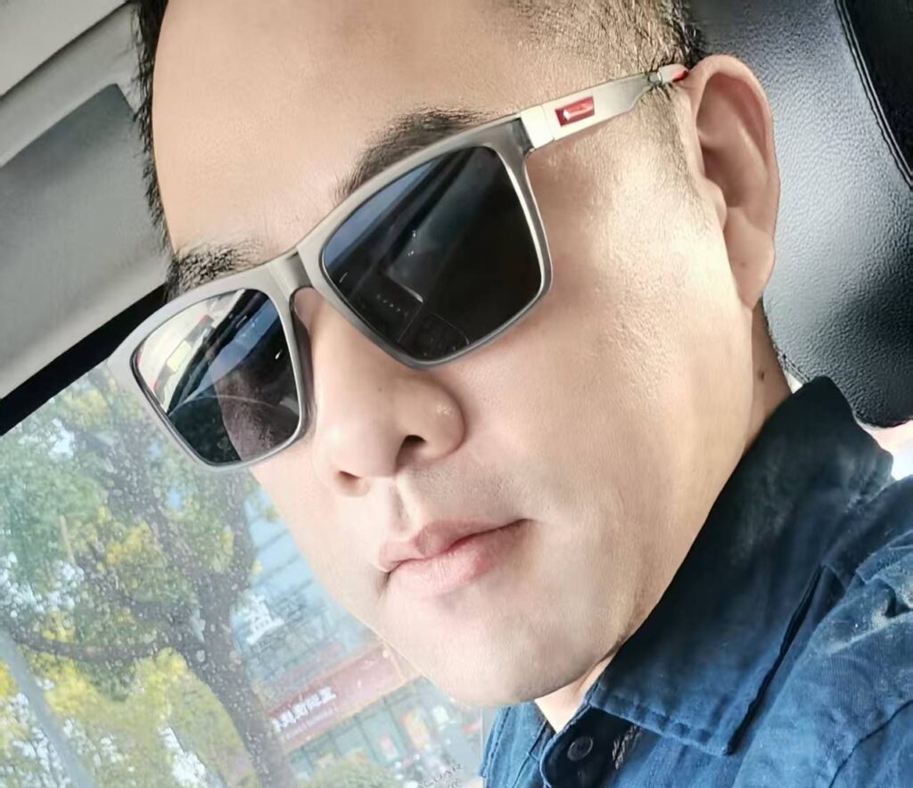 5" Hard Rubber Scaffolding Casters with Brakes, Square Stem